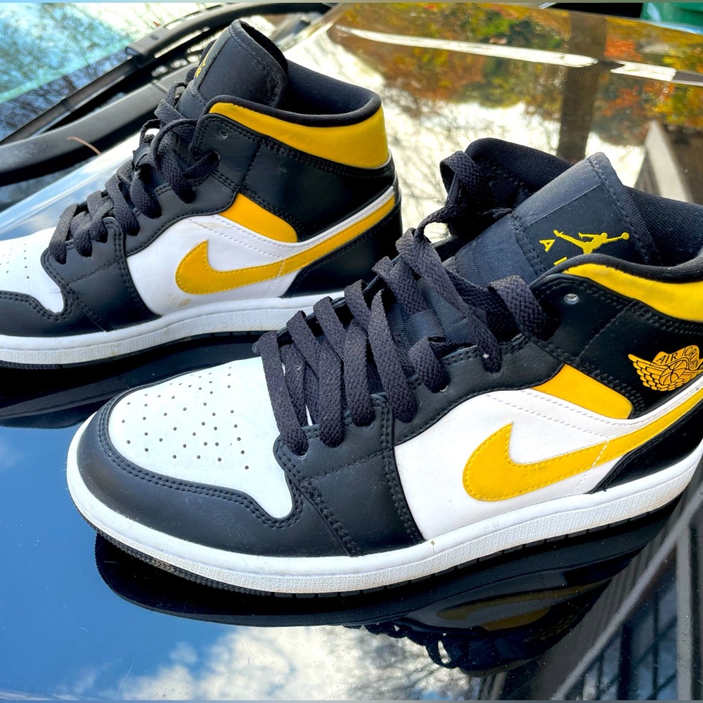 Nike Air Jordan 1s - Gem